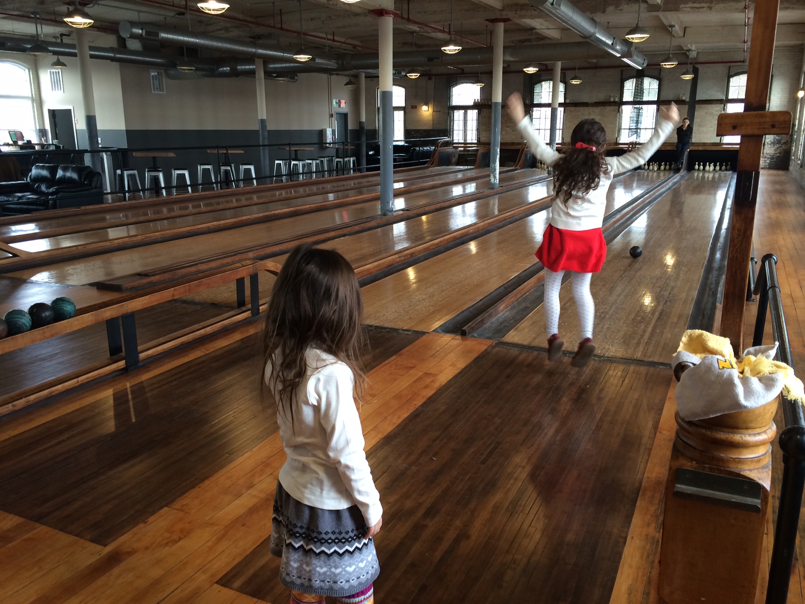 Breaktime Bowl & Bar in Hope Artiste Village – The Rhode Less Traveled ...